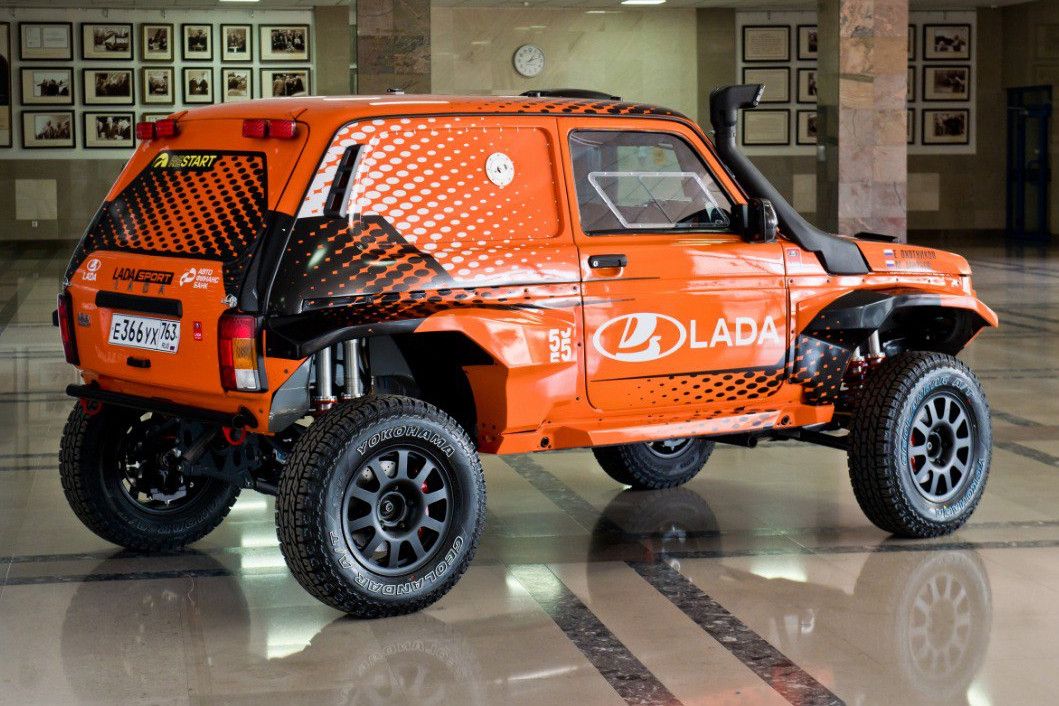 В Lada Sport представили новую «Ниву» для ралли «Шёлковый путь» - Чемпионат