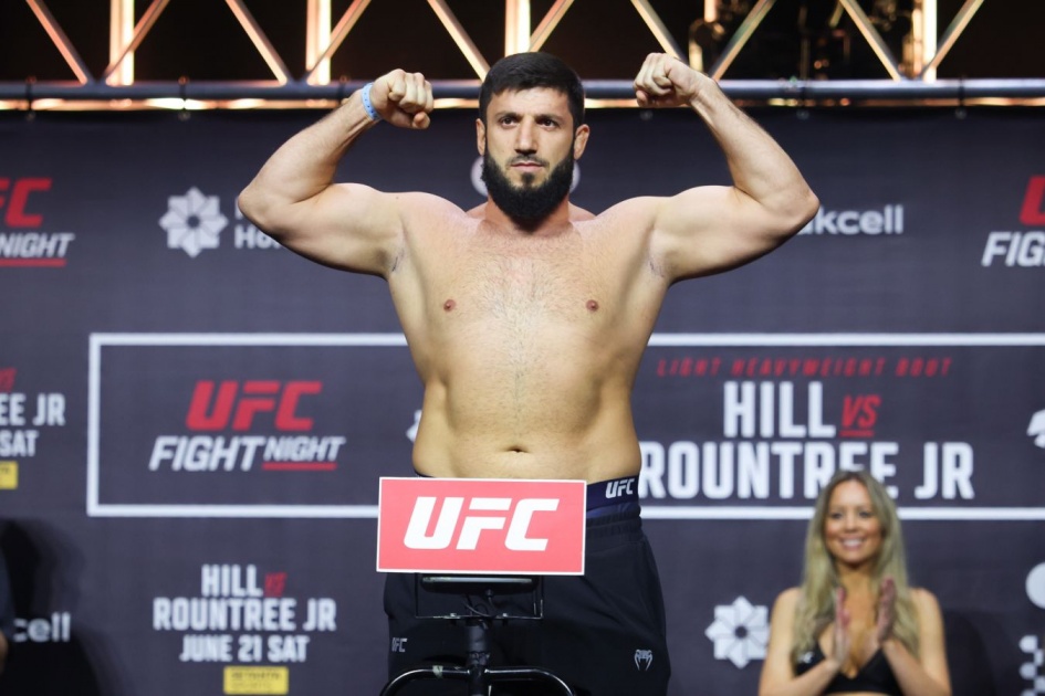 Ризван Куниев — Жаилтон Алмейда, когда бой, кто фаворит; следующий ...