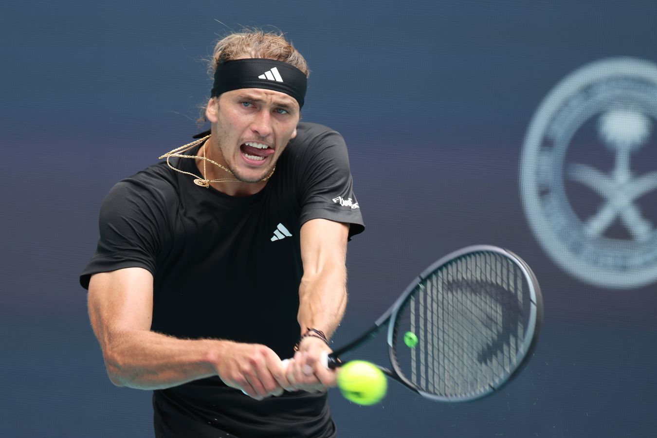 «У него не очень хорошие руки». Санторо — о том, чего не хватает ...