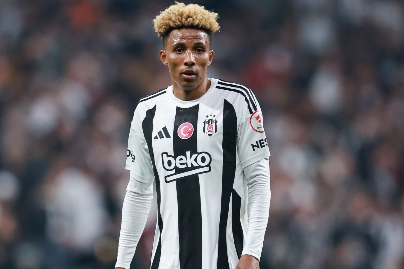 «Бешикташ» объявил о переговорах со «Спартаком» по трансферу Жедсона ...