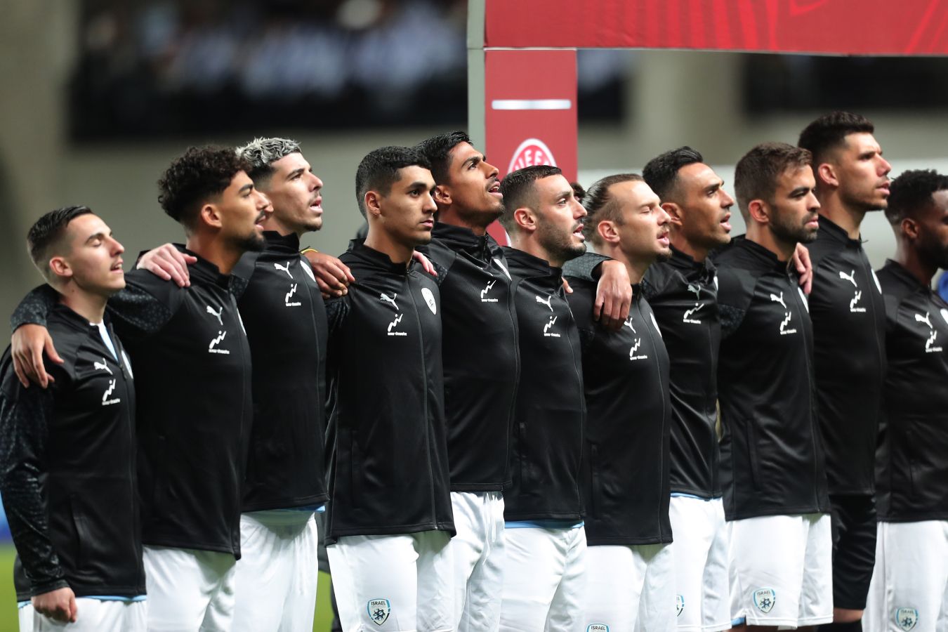 12 ближневосточных стран хотят отстранить сборную Израиля по футболу от ...