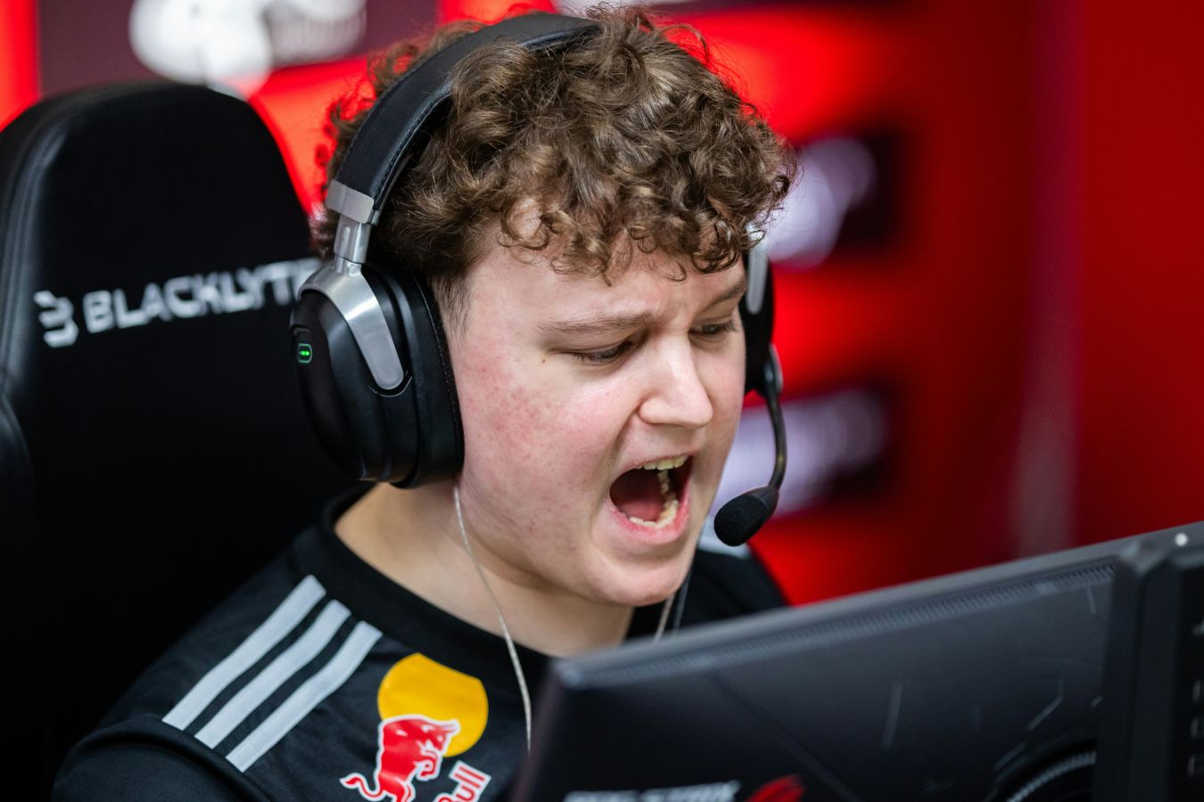 FURIA — чемпионы BLAST Rivals Fall — 2025 по CS 2 - Чемпионат