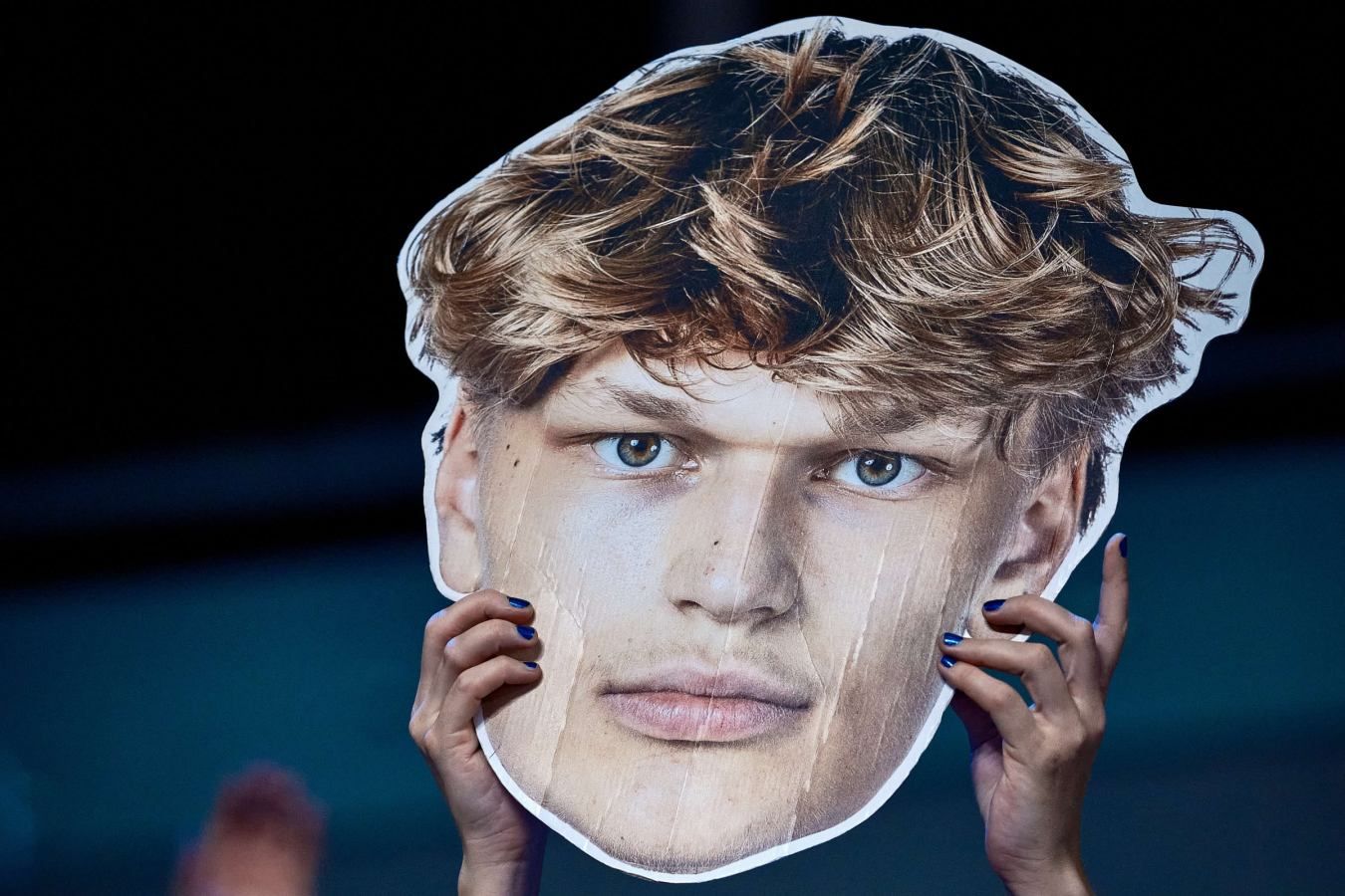 Мать Миикки Мууринена отреагировала на слухи о возвращении 18-летнего ...