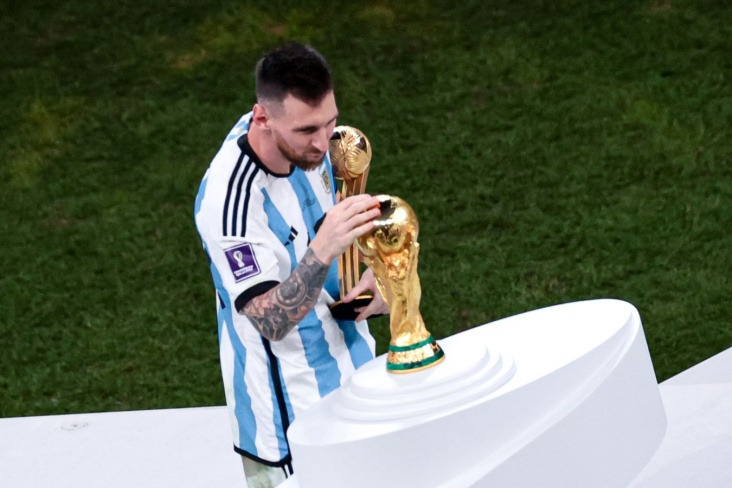 Статую Лионеля Месси в Аргентине разрушили вандалы - Чемпионат